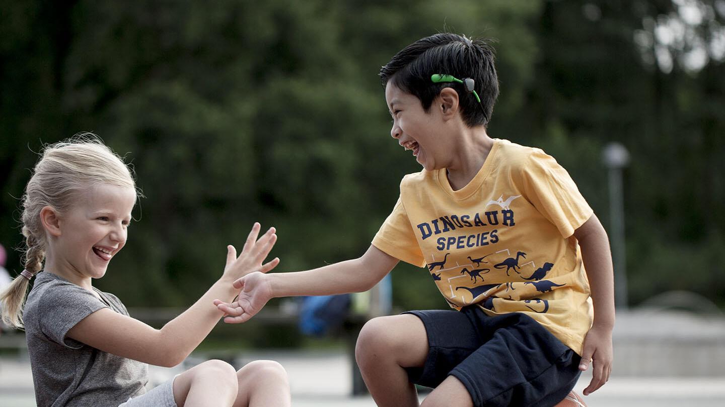 Cochlear™ Baha® Start | Baha SoundArc | Cochlear