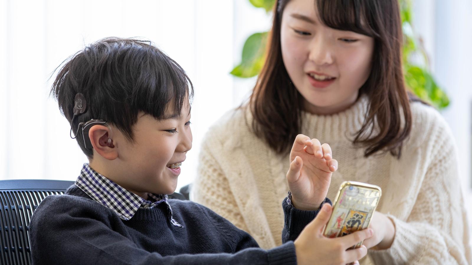 How Cochlear™ solutions work